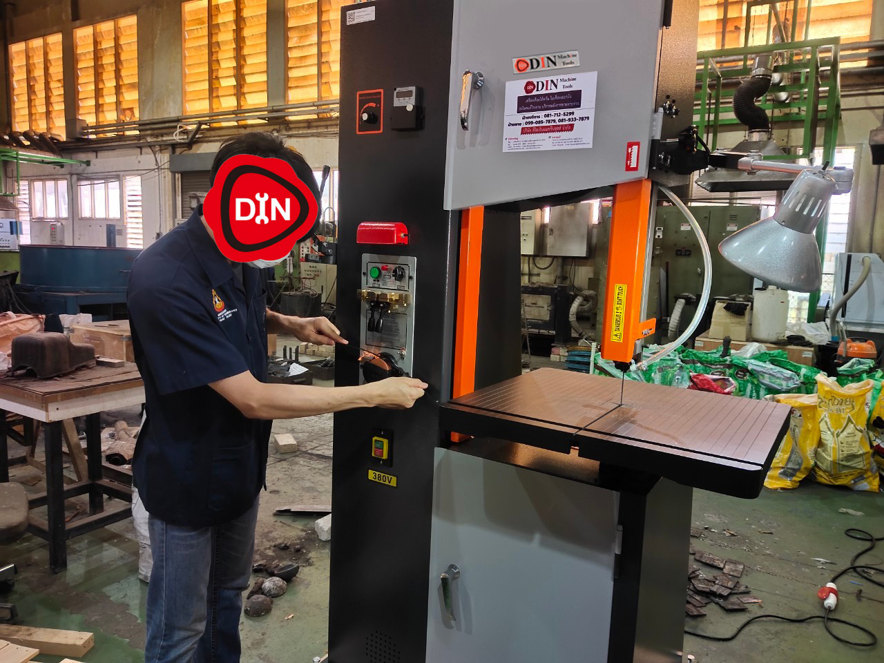 Services - DIN Machine Tools
